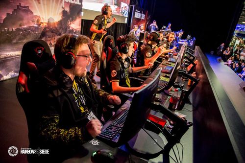 Gaming & Esport • ZQSD Productions